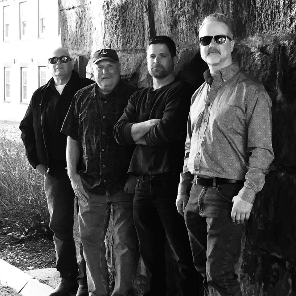 HOWLIN RHODES - Narragansett