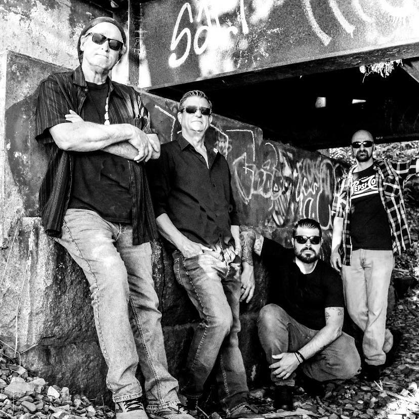 BAR FLY - Narragansett